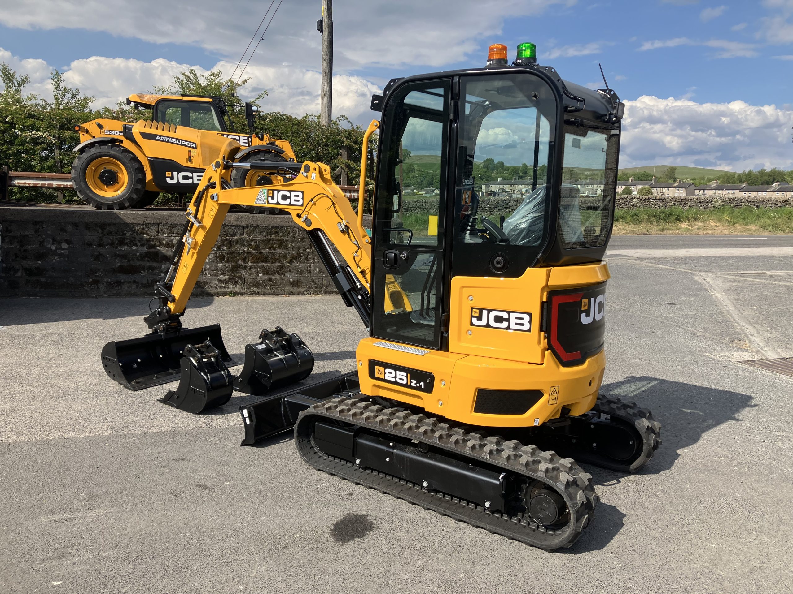 JCB 25Z-1 Mini Excavator - Townson Tractors