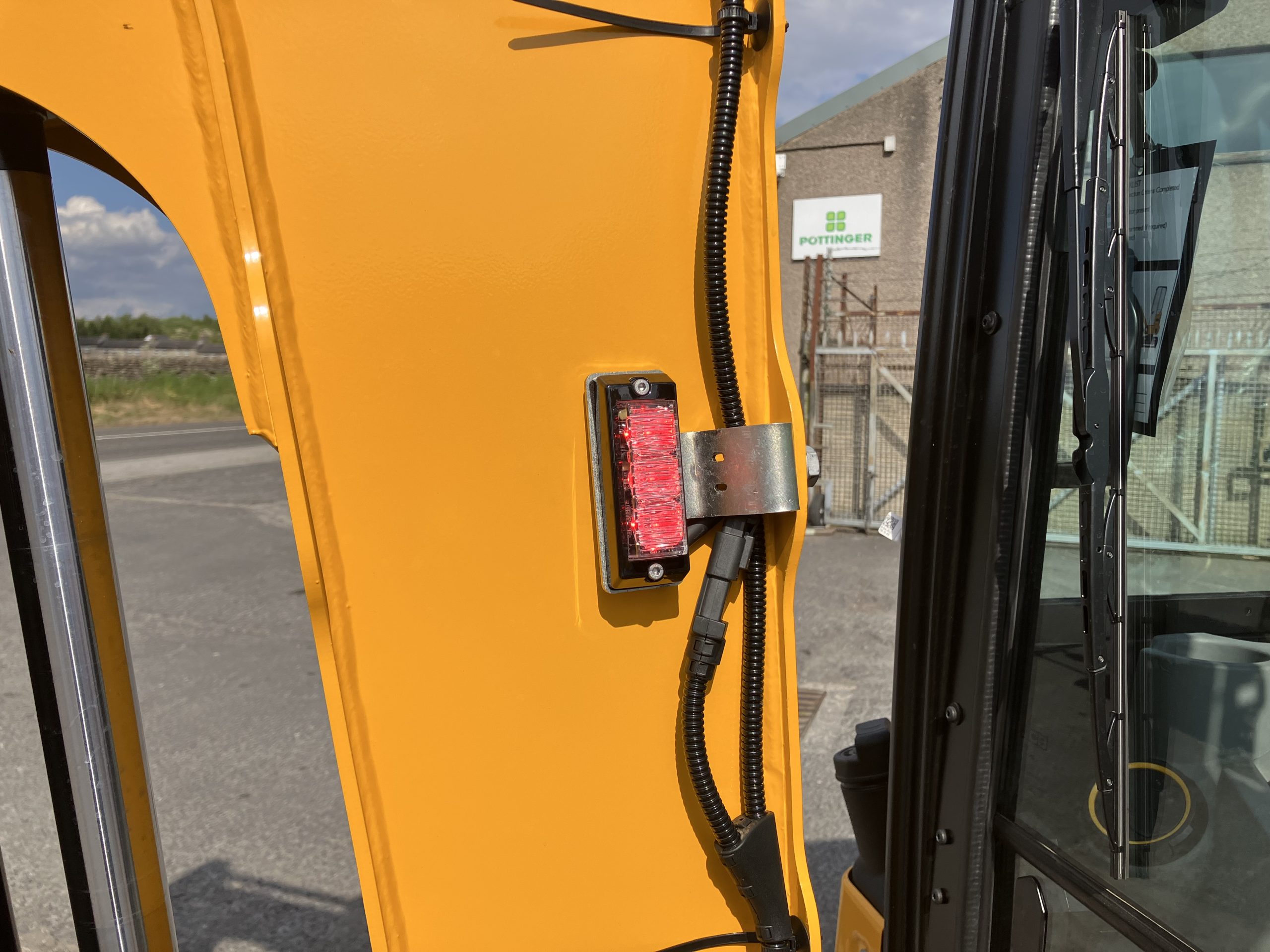 JCB 25Z-1 Mini Excavator - Townson Tractors