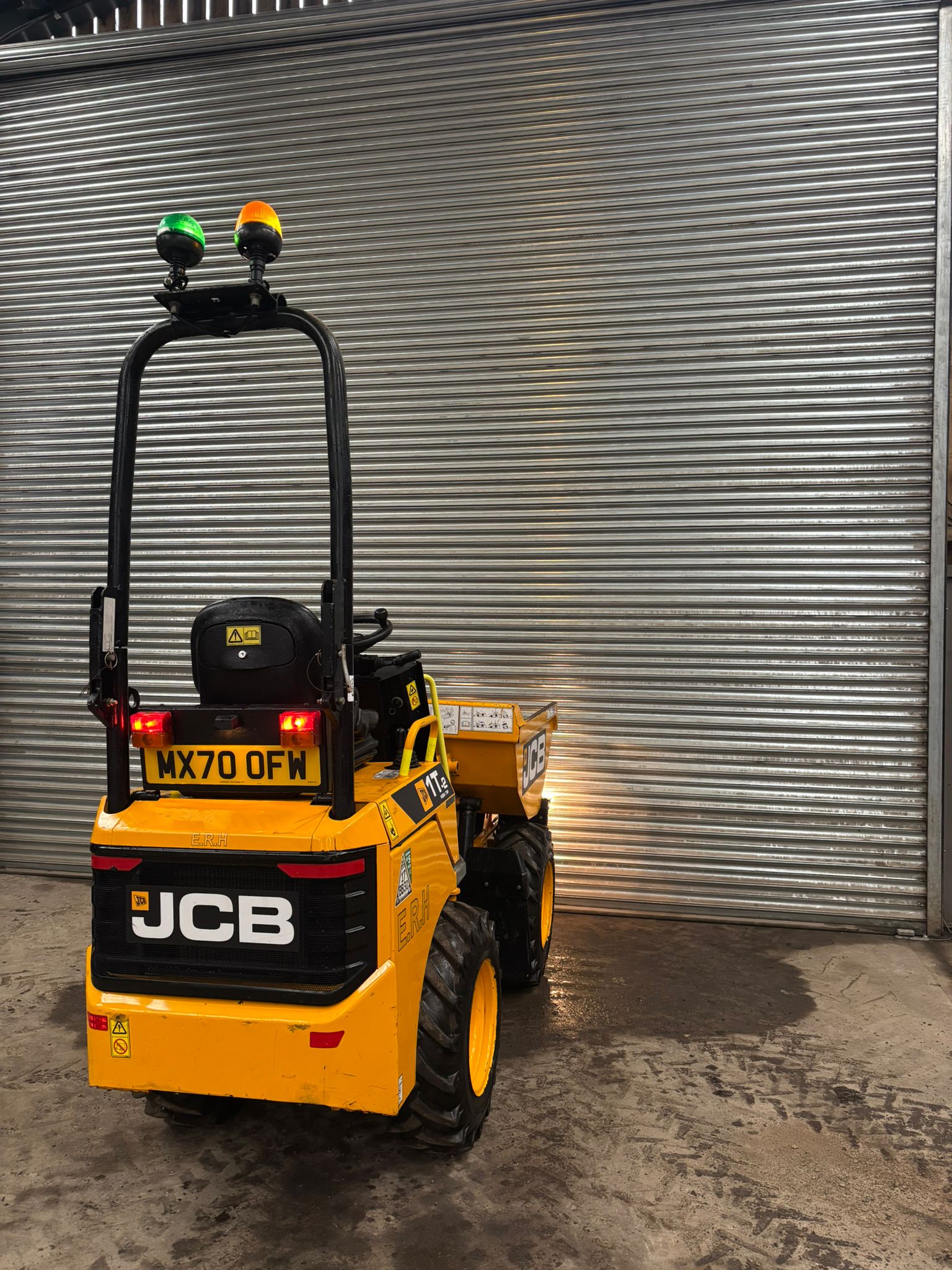 JCB 1T-2 Hi Tip Dumper - Townson Tractors